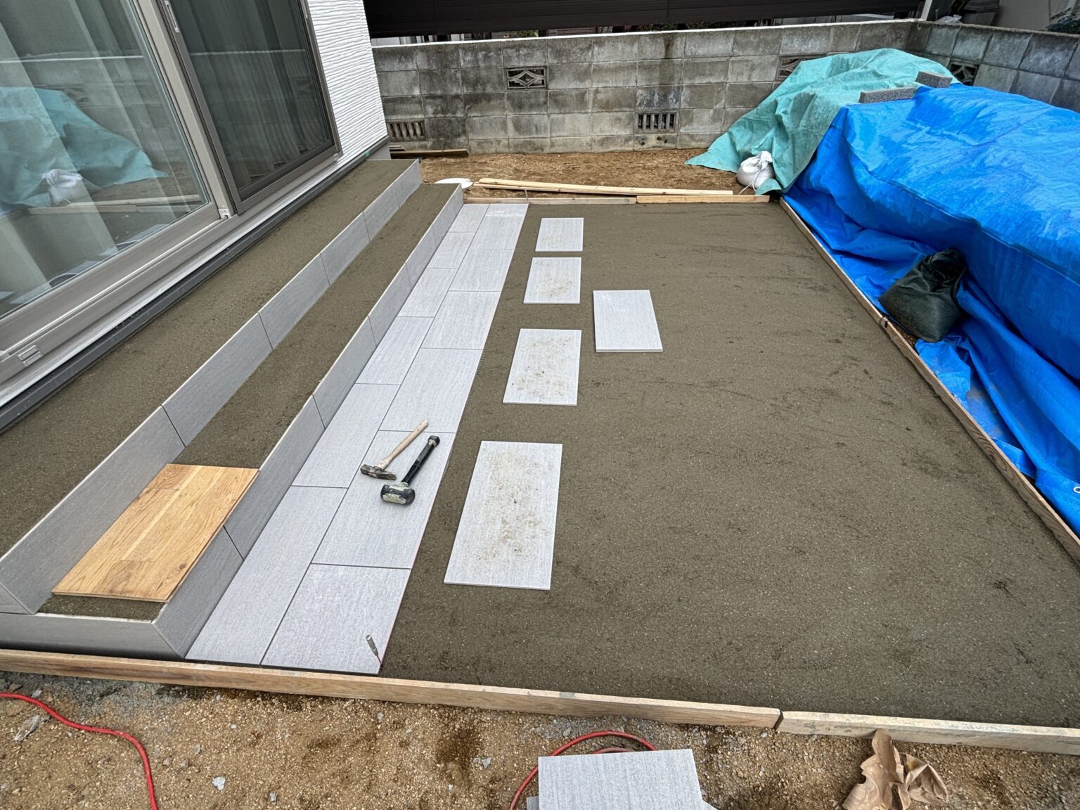 タイルデッキ工事 ノルディックストーン3060 施工例 ‣ 倉敷技建