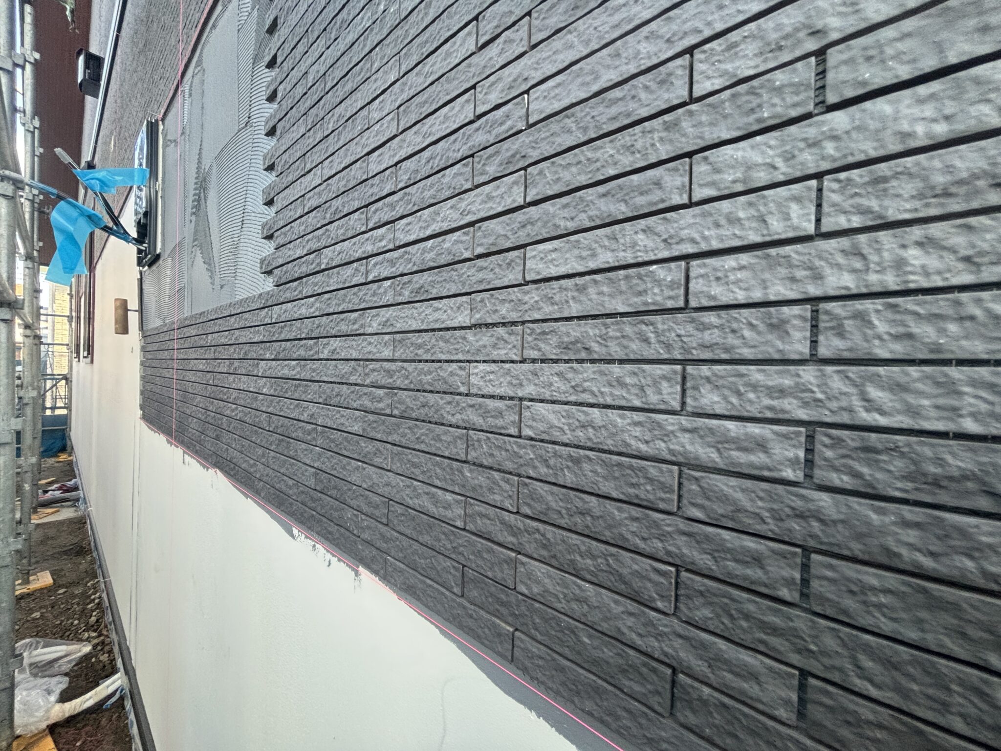 LIXIL:セラヴィオS/CSS-6 外壁タイル施工例 ‣ 倉敷技建